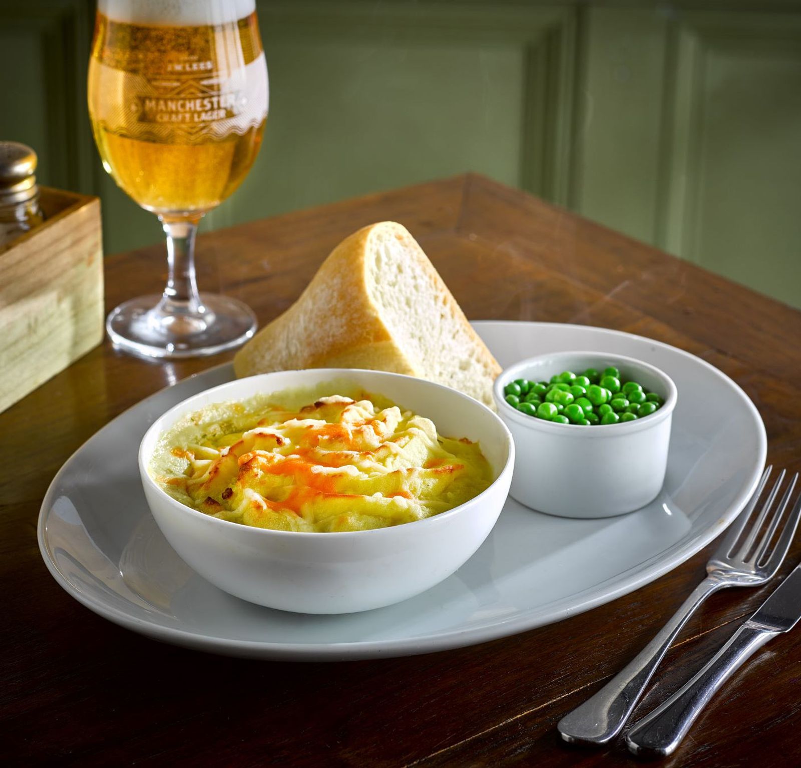 Moss Trooper | Delicious pub classics in Timperley